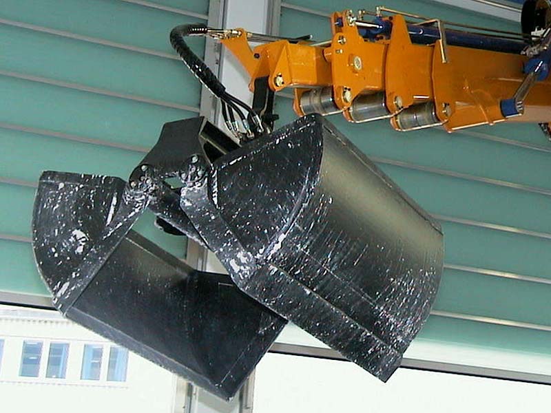 Clamshell Buckets with horizontal cylinder for Crane - KINSHOFER